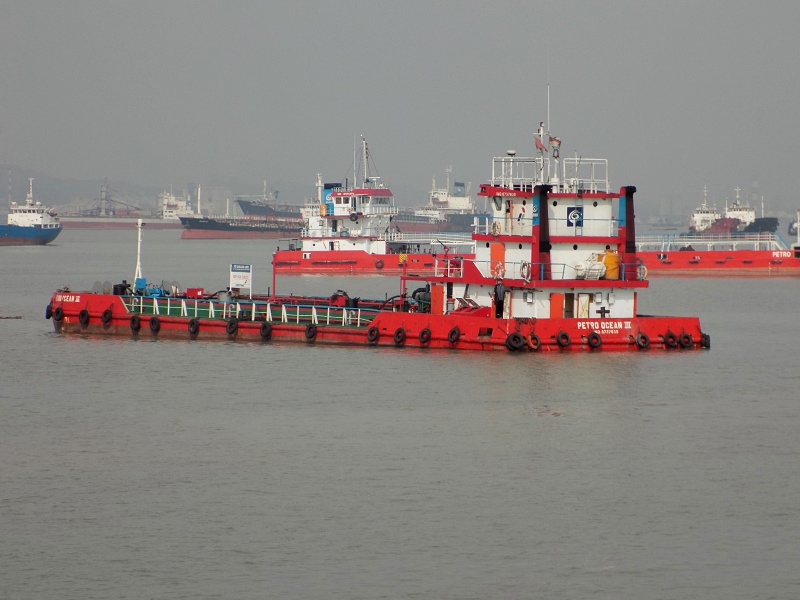 SPOB PETRO OCEAN III - Bunker tanker