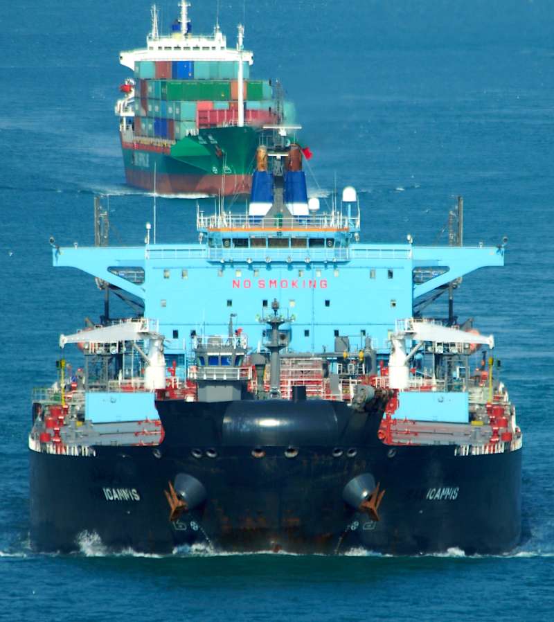 NEON - Tanker / Aframax (LR 2)