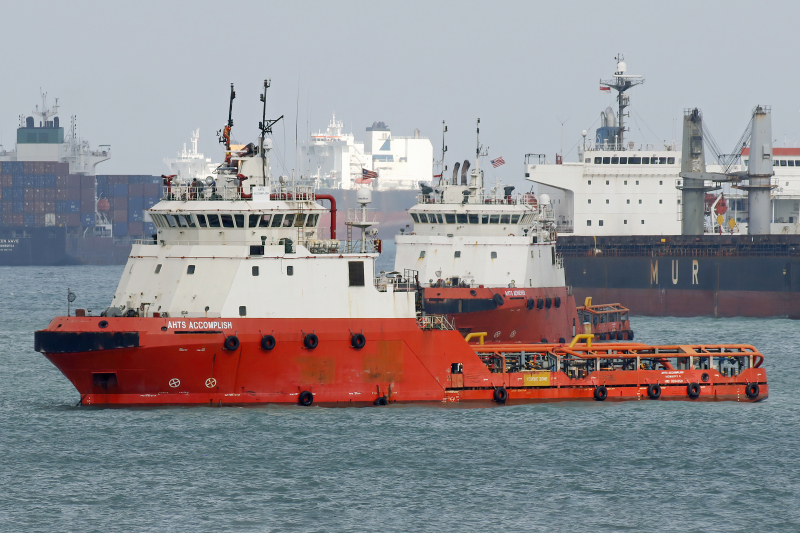 AHTS ACCOMPLISH - Oil service / PSV