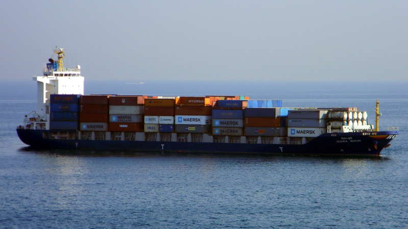 ISARA BHUM - Container / Feeder 2