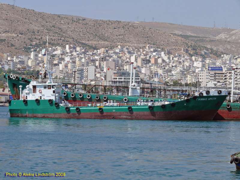 NEREUS - Bunker tanker