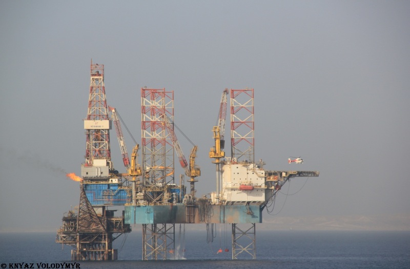 ST BAHARI 1 - Oil service / Platform