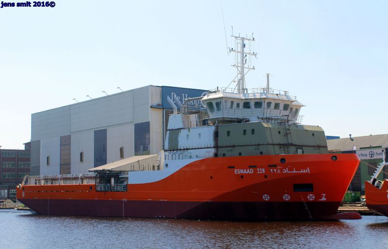 ADNOC 228 - Oil service / PSV