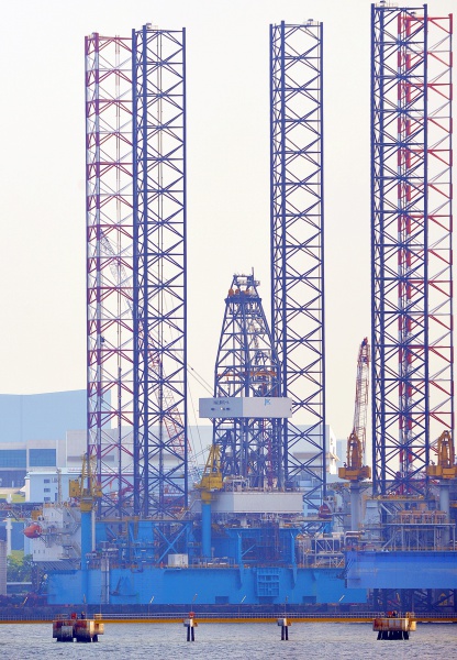 HAKURYU 14 - Oil service / Platform