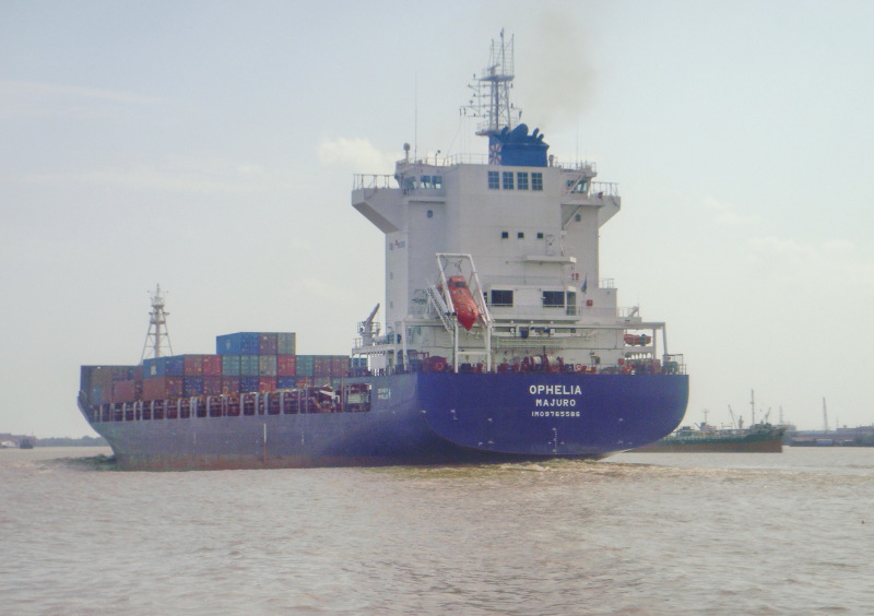 OPHELIA - Container / Feeder 2