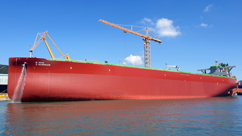 UNIVERSAL CHALLENGER - Tanker / VLCC