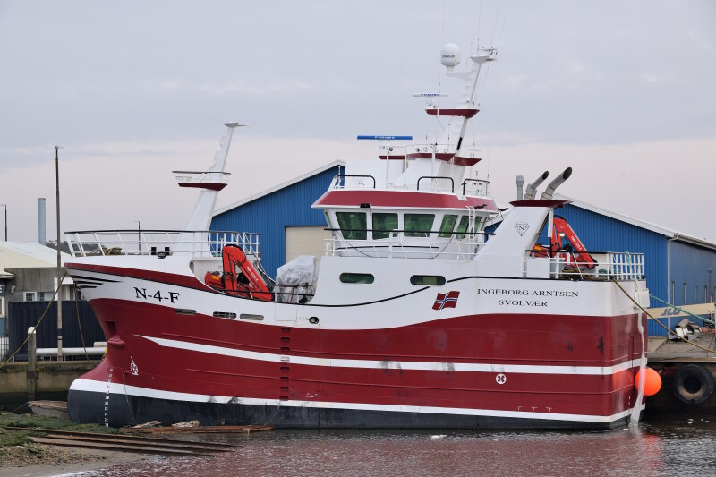 INGEBORG ARNTSEN - Fishing